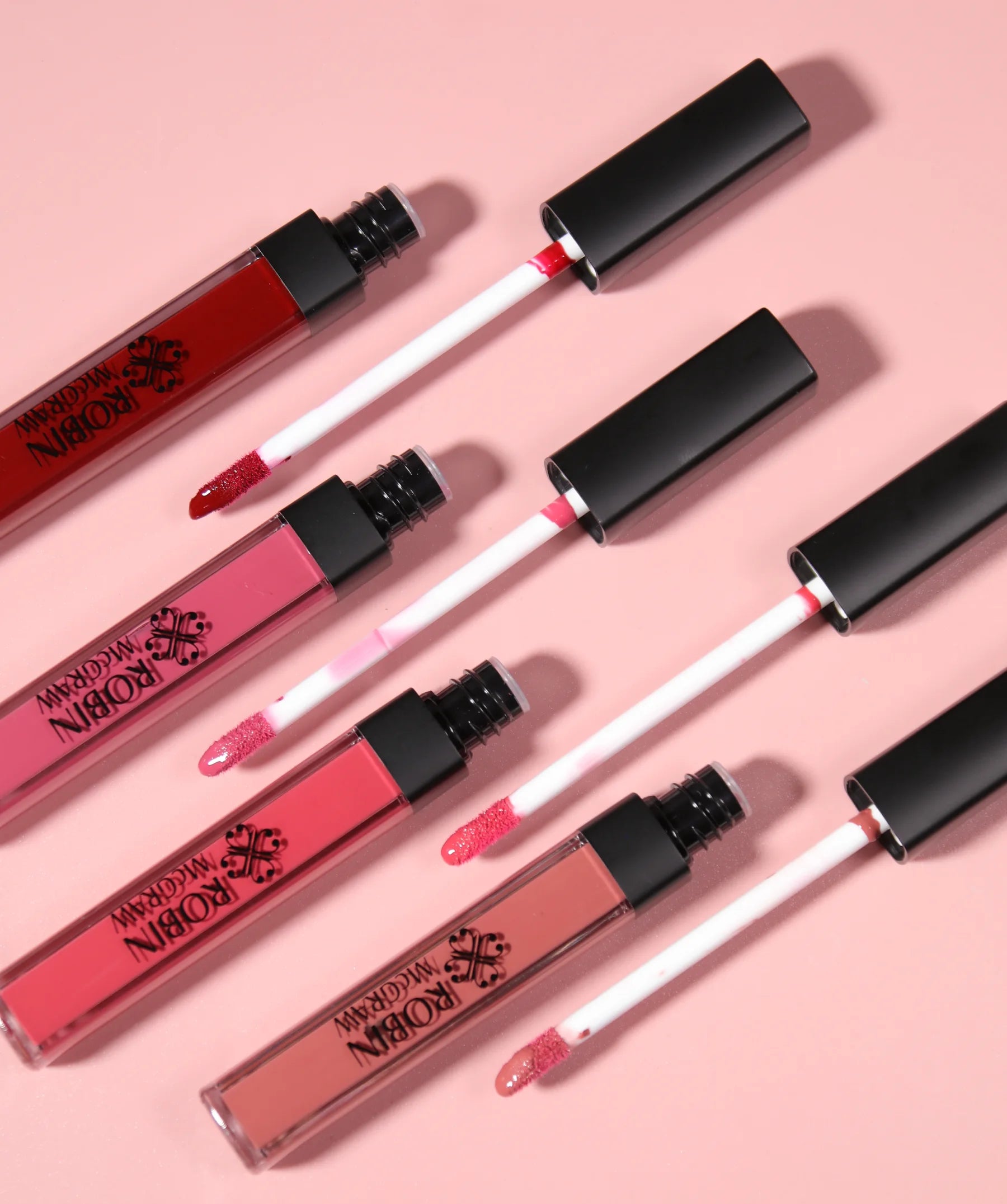 Lip Gloss: Lustrous Lip Luminescence – Robin McGraw Revelation